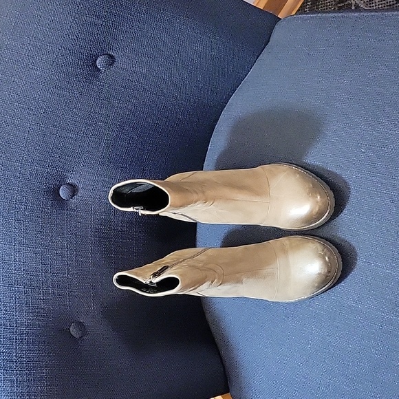 Clarks | Shoes | Womens Clark Boots | Poshmark